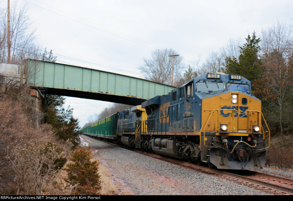 CSX 934 Q703